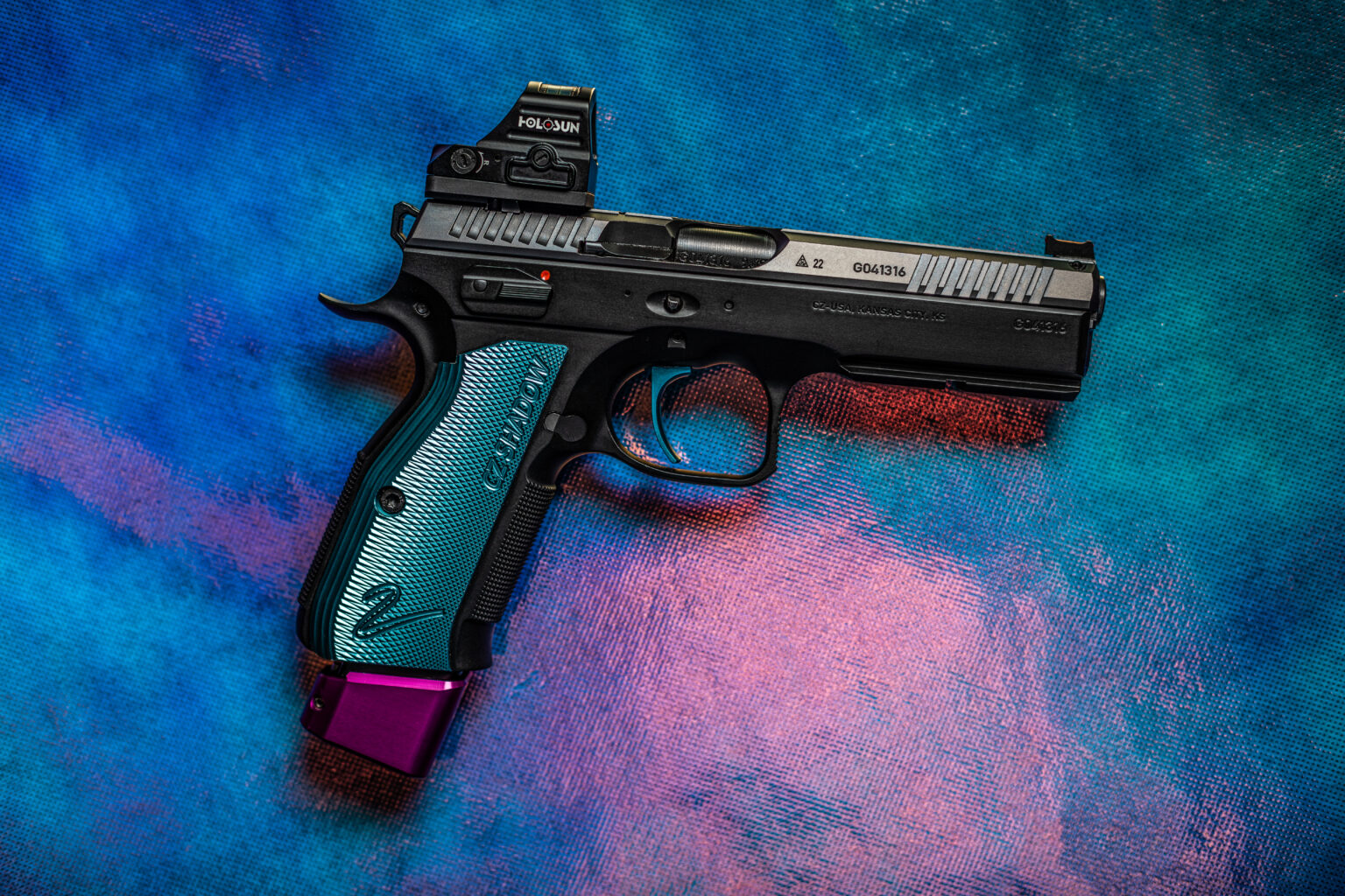 Understanding Hammer-Fired Vs. Striker-Fired Pistols: Which Is Right ...